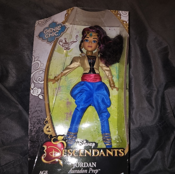 Disney | Toys | New Descendants Jordan Auradon Prep Genie Chic Figure ...